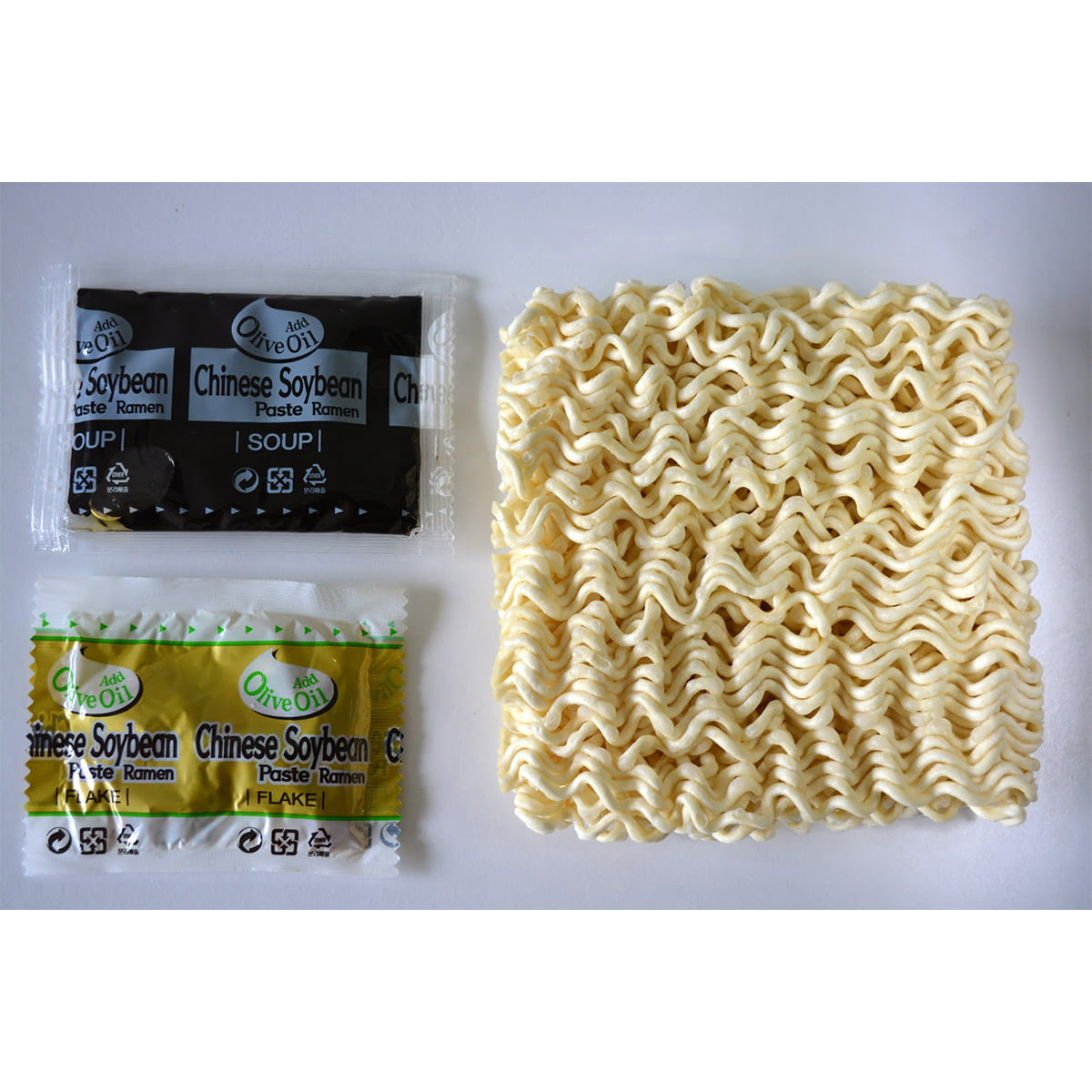 Lamen Coreano Chacharoni Samyang com Tempero de Feijão Preto Tostato ...