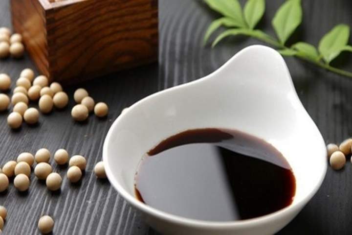 Molho de Soja Escuro Premium Natural Lee Kum Kee - 500 mL - Hachi8